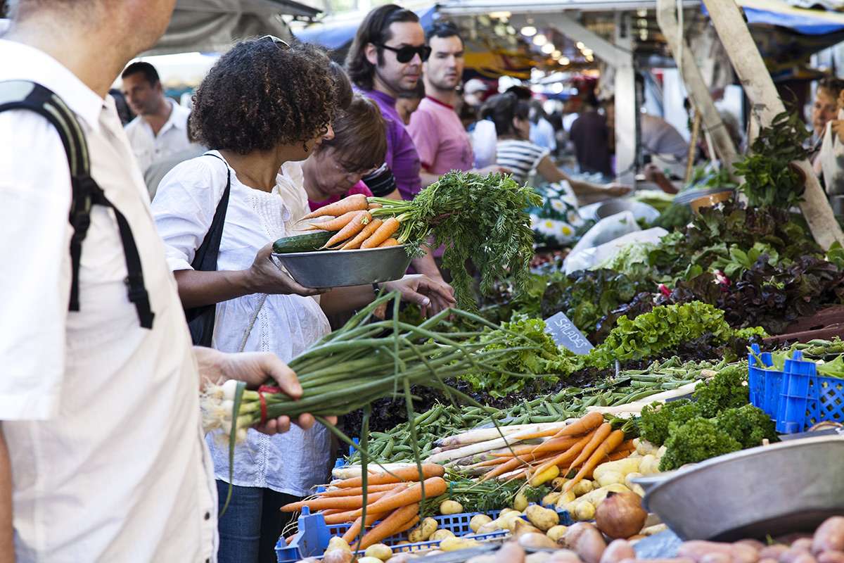 A Summer in the Croix-Rousse • À la lyonnaise