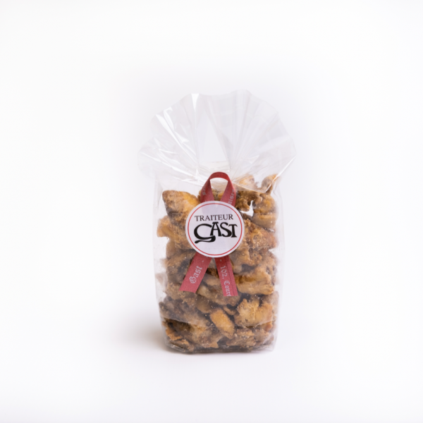 An irresistible Lyonnais snack: les grattons • À la lyonnaise